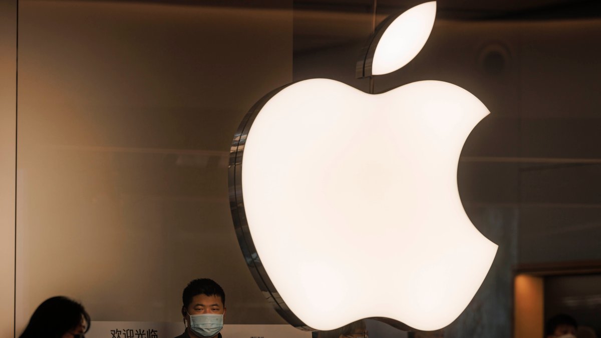 Multan a compañía Apple en Brasil por no incluir cargadores en la venta de iPhones – Telemundo ...