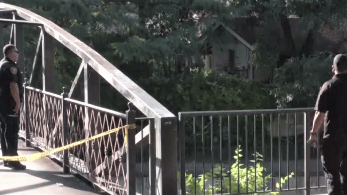 Encuentran el cuerpo de un hombre sumergido en el River Walk de San ...