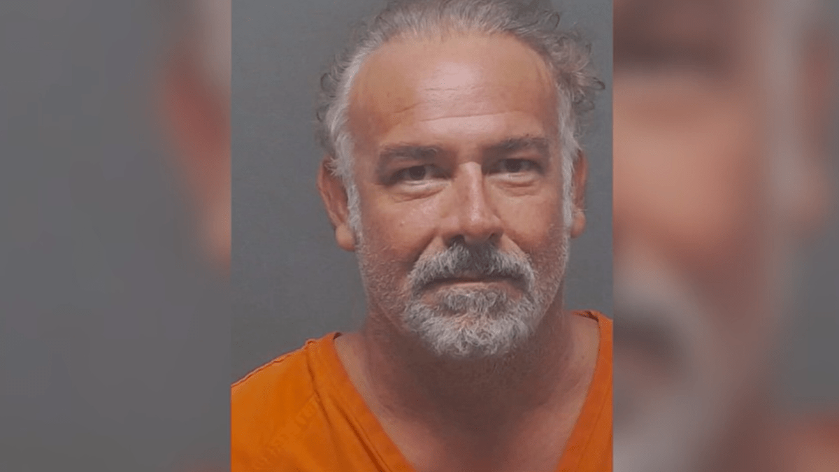 Primera aparición en corte de Brad Simpson – Telemundo San Antonio (60)