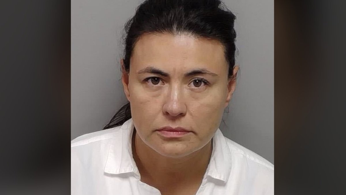 Maestra arrestada por presunto abuso en escuela de San Antonio ...